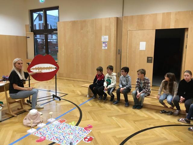 2022/23 – Besuch der Zahnfee – Volksschule St. Ulrich